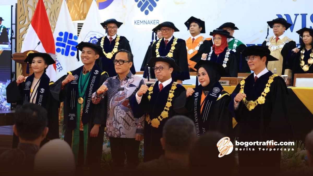 Wisuda ke-3 Polteknaker, Siapkan Tenaga Kerja Siap Kerja